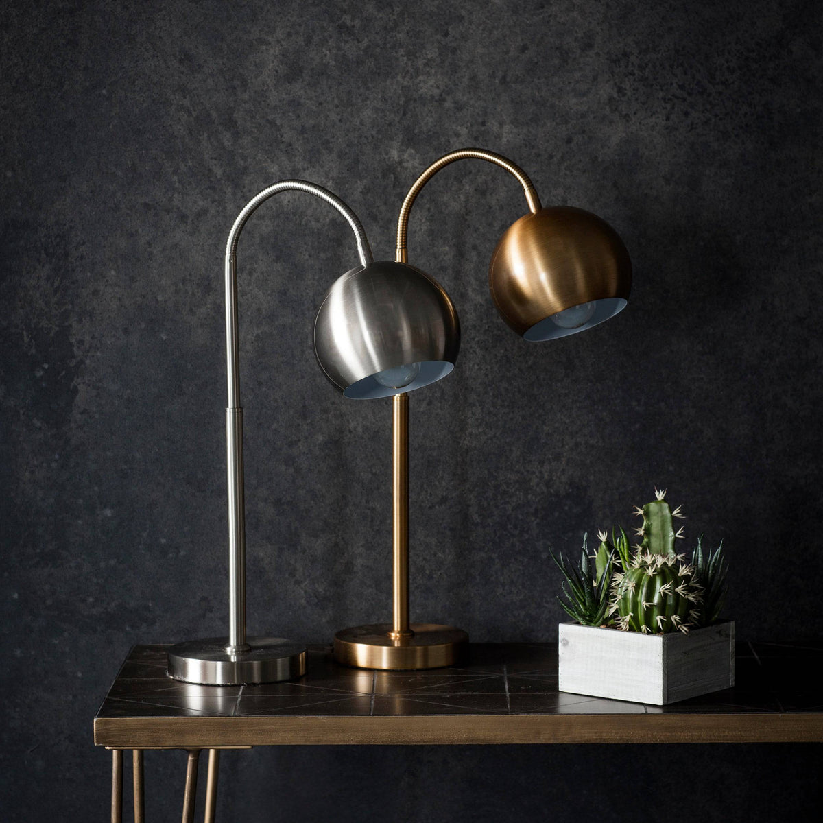 Balin 1lt Table – Comet Lighting