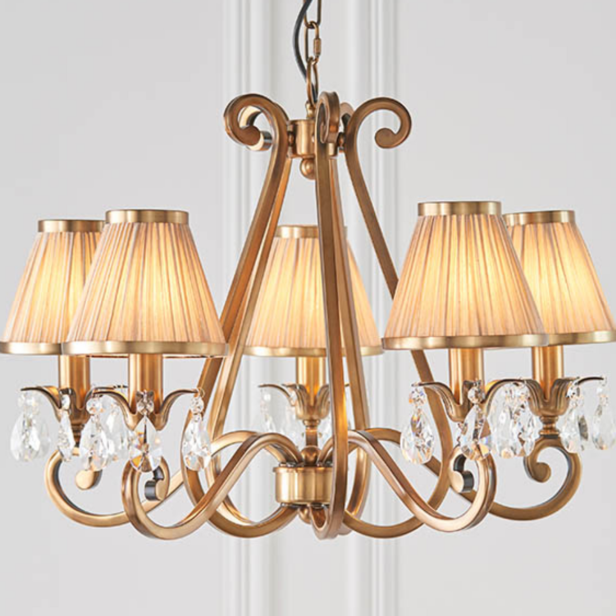 Vintage Vibes: Lighting Tips for a Retro Home Look – Comet Lighting