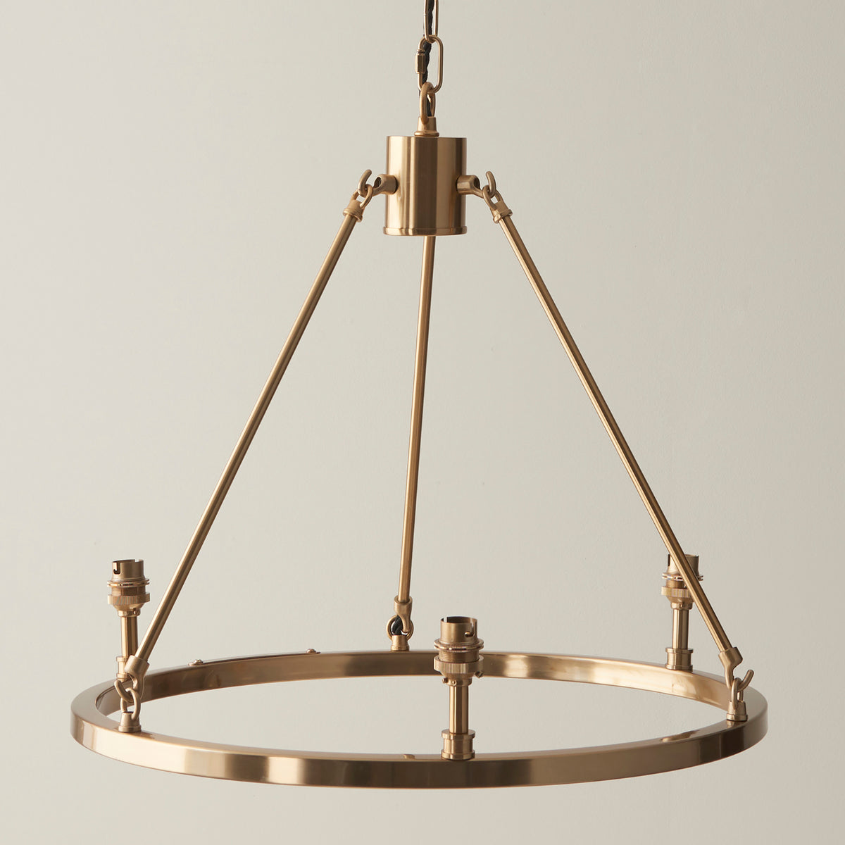 Chester 3lt Pendant Fitting – Comet Lighting